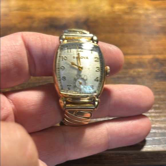 Bulova | Accessories | Vintage Bulova Has Serial Number On Back Of Case ...